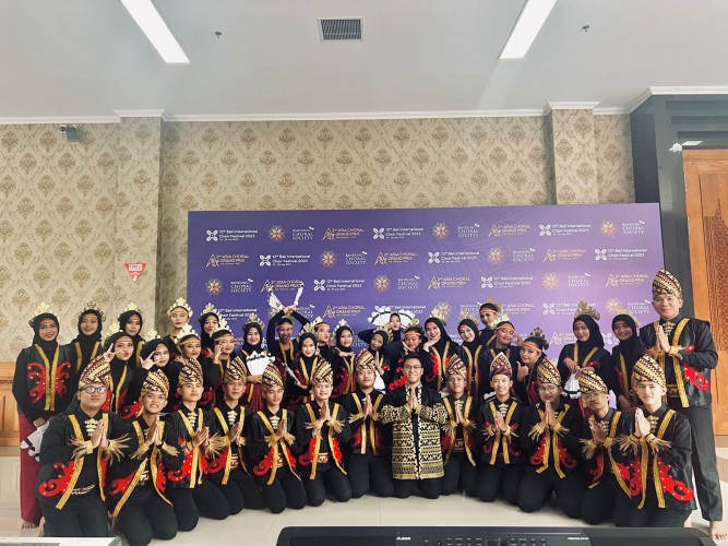 Unila Raih Dua Medali Paduan Suara Internasional - Lampung Post